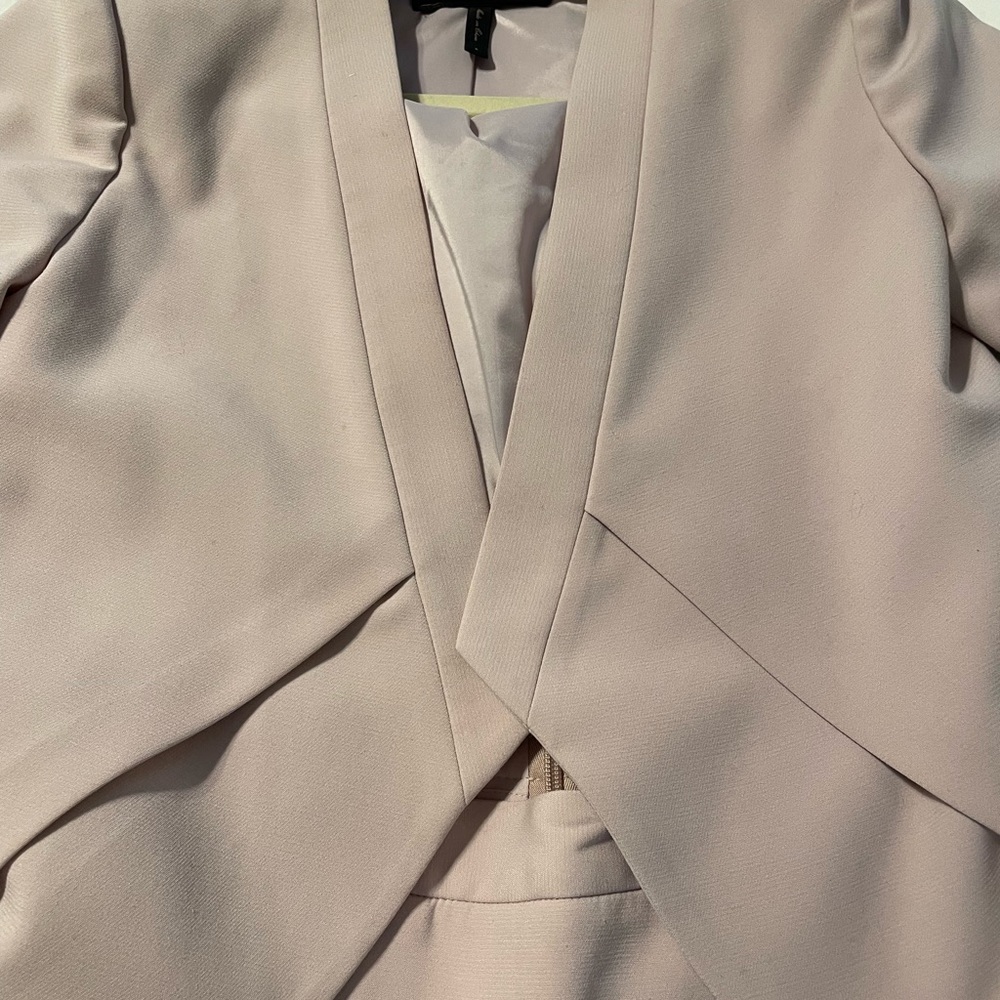 Bcbg Pencil Skirt And Matching Jacket - Gem